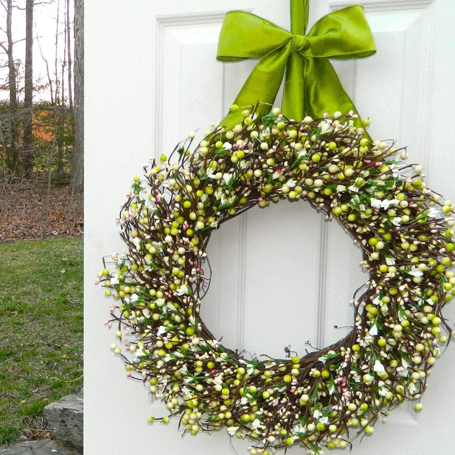 Light Green & Pink Spring Berry Wreath with Small Flowers | Ever ...